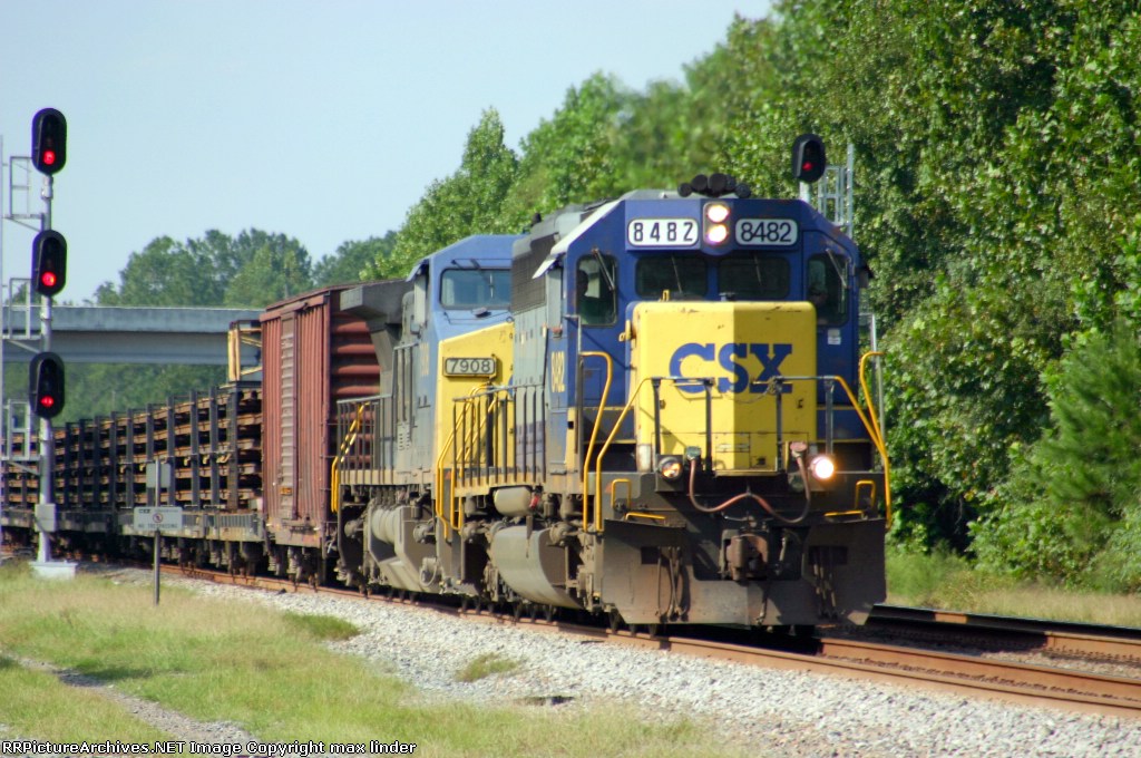 CSX 8482